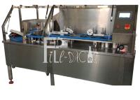 China Automatic Horizontal PET Bottle Unscrambler Machine 8000-10000 BPH for 45-90mm Bottles for sale