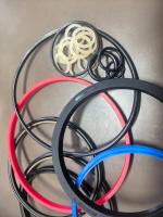 China MONTABERT  XL1900 DX190 DXB190 XL 1900 DX 190 DXB 190 Hydrualic Breaker Seal Kit  86714748  142MM for sale