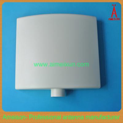 China Outdoor 2.4GHz 14dBi Directional WLAN WiFi Panel Antenna Wall Mount for sale
