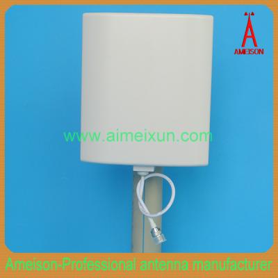 China 806-960/1710-2500 MHz Flat Patch Antenna Directional Wall Mount for Indoor Outdoor Use for sale