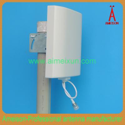China 1.2GHz 10dBi Flat Panel Antenna Directional Wall Mount for Outdoor Indoor Use for sale