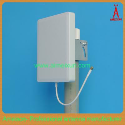China 2.3-2.7GHz 10dBi Flat Panel Antenna LTE 4G WiFi Outdoor Wall Mount for sale