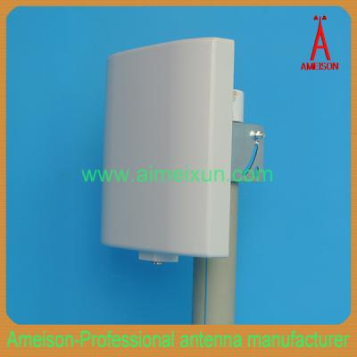 China 5.8GHz 18dBi High Performance Flat Patch Antenna for Outdoor Indoor WLAN for sale