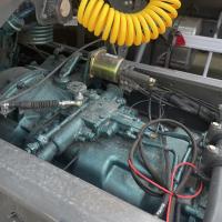China Video Technical Support Diesel Used Sinotruck Howo Tractor Truck 375HP Tow Tractor Towing for sale