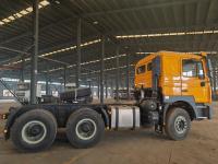 China Left Hand Driving 10 Tires Shacman Tractor Truck With 400L Aluminum Tanker for sale