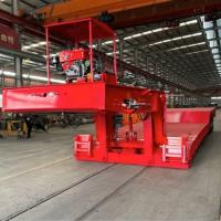 China Heavy Duty Tri Axle Lowboy Trailers For Sale , Detachable Gooseneck Lowbed Drop Deck Semi Trailer For Cameroon for sale