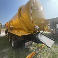 China HOWO HEAVY DUTY 6 WHEELS SEWAGE TRUCK 10/13 CBM WASTE DISPOSAL WITH PRESSURE DISCHARGE FUNCTION AND 12TONS CURB WEIGHT for sale