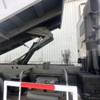 China Sinotruck Used Howo Dump Truck 6x4  Euro 2 Specification 5600X2300X1500mm Fuel Tanker 300L Maximum Load-bearing Capacity Of 30 Tons for sale