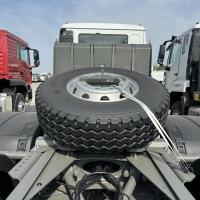 China Brand New Right-Hand Drive HOWO NX371 Horsepower Tractor Suitable For Kenya, Tanzania And Mozambique for sale