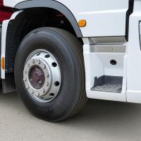 China s Leading of Shacman Tractor Truck with 315 / 80R22.5 Tires for sale