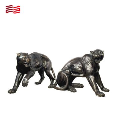 China Art Decoration Life-Size Bronze Panther Sculpture with Polished Finish in Custom Color for sale