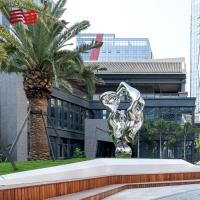 China Large Metal Outdoor Sculptures With Striking Shapes Redefine The Look And Feel Of Public Areas Drastically for sale