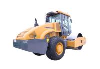 China XS203 Extra-Heavy Self-Propelled Vibratory Roller 20000kg Operating Weight 2130mm Working Width for sale