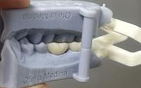 China Full Zirconia Dental Zirconia Material with High Strength and Biocompatible Properties for sale