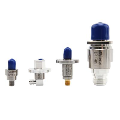 China 1 Channel HF Rotary Slip Ring with 1500W Peak Power and 18 GHz Frequency Range for sale