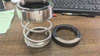 China Mechanical Seal R-T1 with TC/TC Interface, VITON Secondary Seal, and SUS304/316 Spring Components for Industrial Pumps for sale