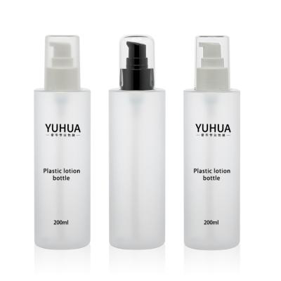 China 6.76oz Wooden Pump Plastic Packaging Bottles For Shower Gel White Color for sale