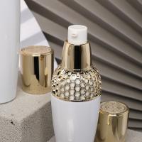 China Pearl White Cosmetic Bottle Set 30ml 100ml Hyaluronic Acid Glass Skincare Packaging Set for sale