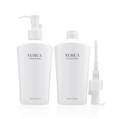 China 250ml Plastic Lotion Bottle With Color Pump 24/410 Special Shape for sale