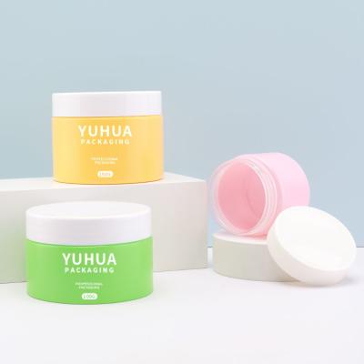 China Screw Flip Cap Plastic Packaging Jars 50g 100g Capacity For Cosmetic Packing for sale