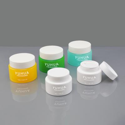 China custom 50g 100g PP plastic cream jar with lid for sale