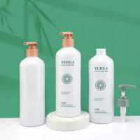 China Clear 550ML Cosmetic Plastic Packaging Bottles Silk Screen Printing for sale