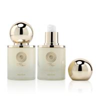 China OEM Luxury Cosmetic Packaging Set With Round Ball Cap 150ml for sale
