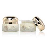 China OEM Luxury Cosmetic Packaging Set With Round Ball Cap 150ml for sale