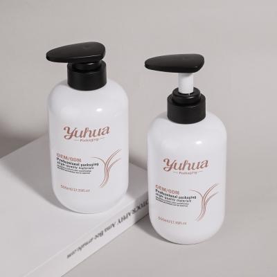 China Durable Plastic Packaging Bottles made from PET material suitable for cosmetic packing serum lotion with silk screen and hot stamping printing for sale