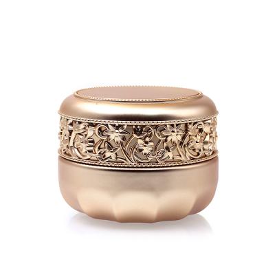 China Round 30g 50g Glass Cosmetic Container Gold Stamping Embossment for sale