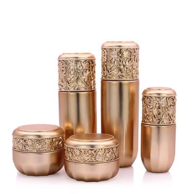 China Glass Electroplate Cosmetic Packaging Set 30g 50g 40ml 100ml 120ml for sale