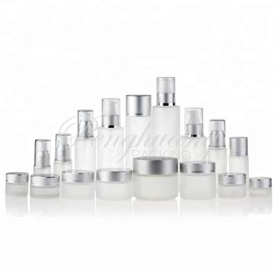 China 5g-200g Empty Frosted Glass Cosmetic Packaging Gogerous With Lid for sale