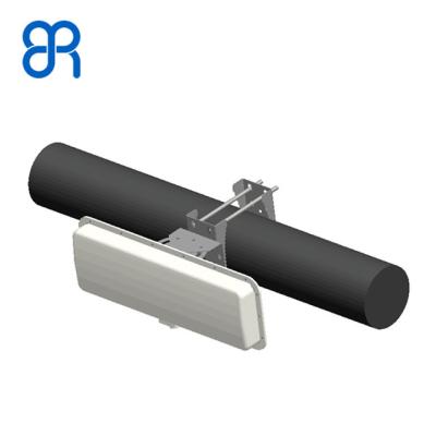 China Vehicle Management RFID Antenna 12dBi Linear Polarization 15-20m Reading Distance for sale