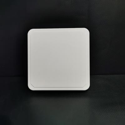 China UHF RFID Antenna 902-928MHz 9dBic Gain IP67 Circular Polarization Directional for sale