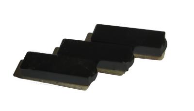 China Metal Tools Small Size UHF Hard Tag Chip Impinj Monza R6-P Reference Range 2m for sale