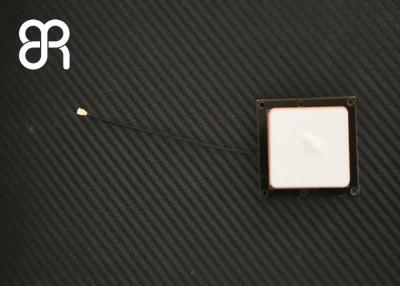 China Circular Polarization Small RFID Antenna with Ceramic F4B Substrate for Handheld Reader Applications for sale
