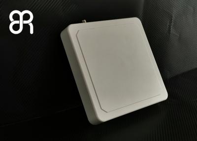 China BRA-15 IoT RFID Antenna 902-928MHz Circular Polarization 8dBic Gain IP65 Rated for Industrial Applications for sale