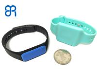 China UHF RFID Tag Wristband Alien H3 Chip 920-925 MHz IP67 Personnel Management for sale