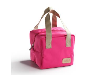 China Eco Friendly Lunch Cooler Bags 300D Polyester Material For Unisex Adults for sale