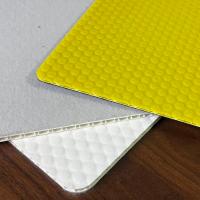 China Polypropylene Honeycomb Bubble Board With Felt Temporary Floor Protection Reusable Waterproof Durable Construction Site Covering Solution for sale