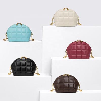 China Comfortable Ladies Handbags Fashion Shell Chain Shoulder Bags For Women Purses And Handbags for sale