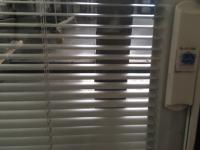 China Windows Blinds Inside Glass Horizontal  Pattern Sound / Heat Insulation for sale