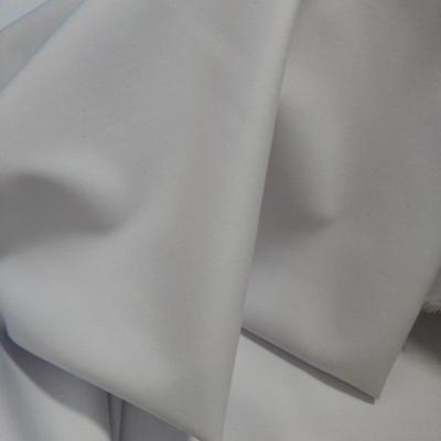 China Super Soft Polyester Spun Arabian Thobe Fabric 48x150D Yarn Count 57/58 Inch Width 100gsm for sale