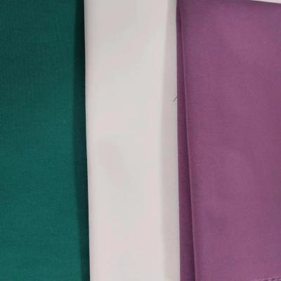 China 57/58 Inch Lightweight Anti Chlorine Medical Nurse Uniform Fabric 180GSM Polyester Cotton for sale