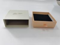 China OEM Corrugated Gift Packaging Box Box Biodegradable Varnishing for sale