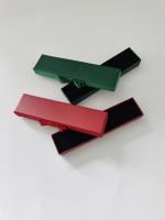 China Recycled Square Retail Packaging Boxes Embossing Different Colors SGS for sale