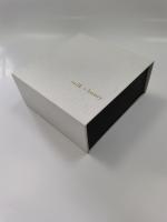 China Compostable Die Cut Packaging Box Deboss Recycled Corrugated Custom Box for sale