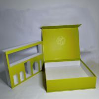 China CMYK / Pantone Printed Packaging Box Emboss Kraft Paper Cosmetic Box for sale