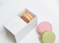 China Customized High Quality 12 Macaron up and Bottom Cover Packaging Box for sale