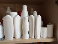 China Plastic Bottle Molding Machine For PP PE Yogurt Bottles / Milk Bottles PLC Control for sale